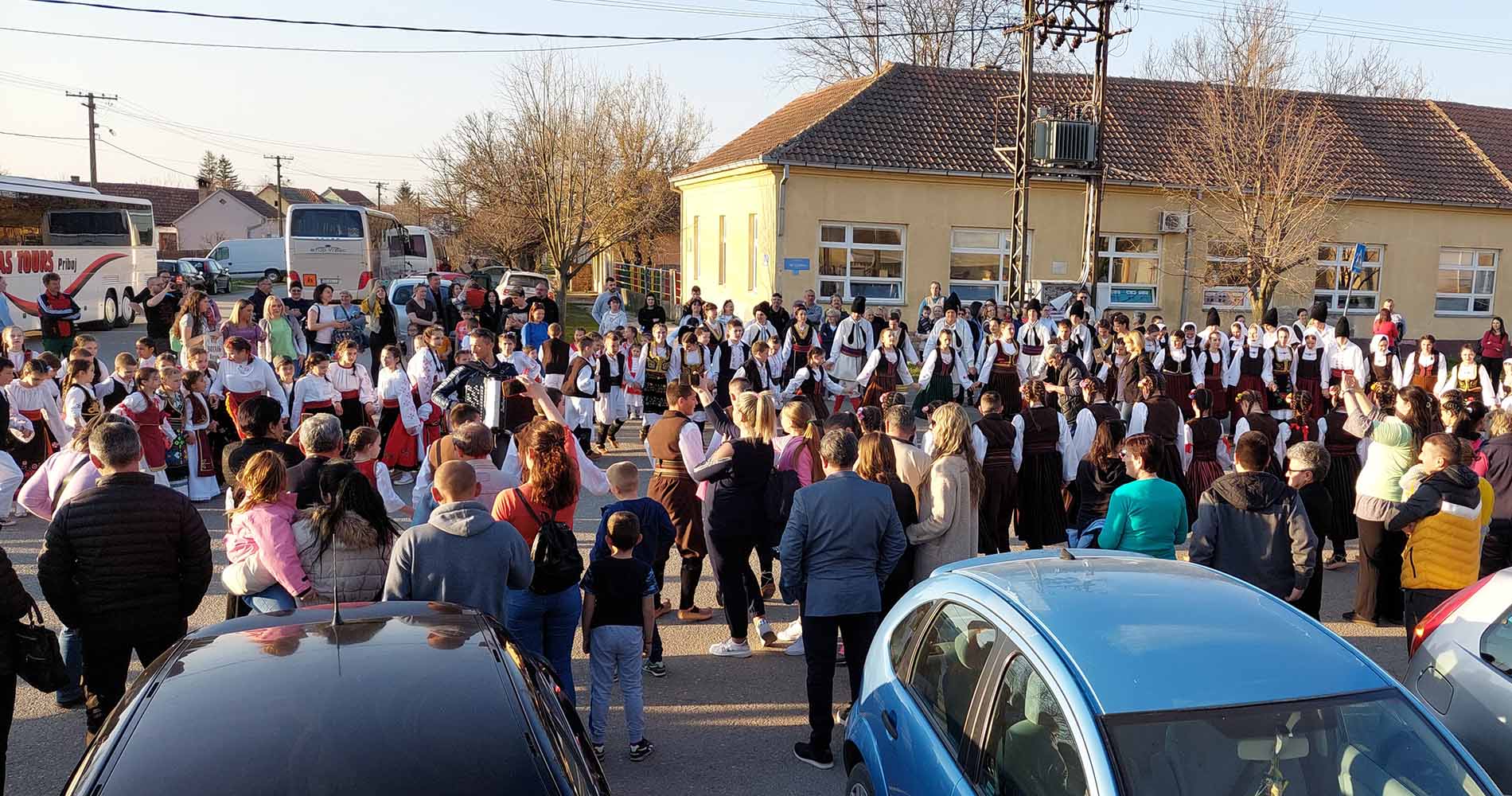 Veliki koncert folklornih ansambala u Brestaču 4. juna - Sremske Novine