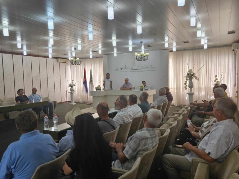 Pčelari razmenili iskustva u Sremskoj Mitrovici - Sremske Novine