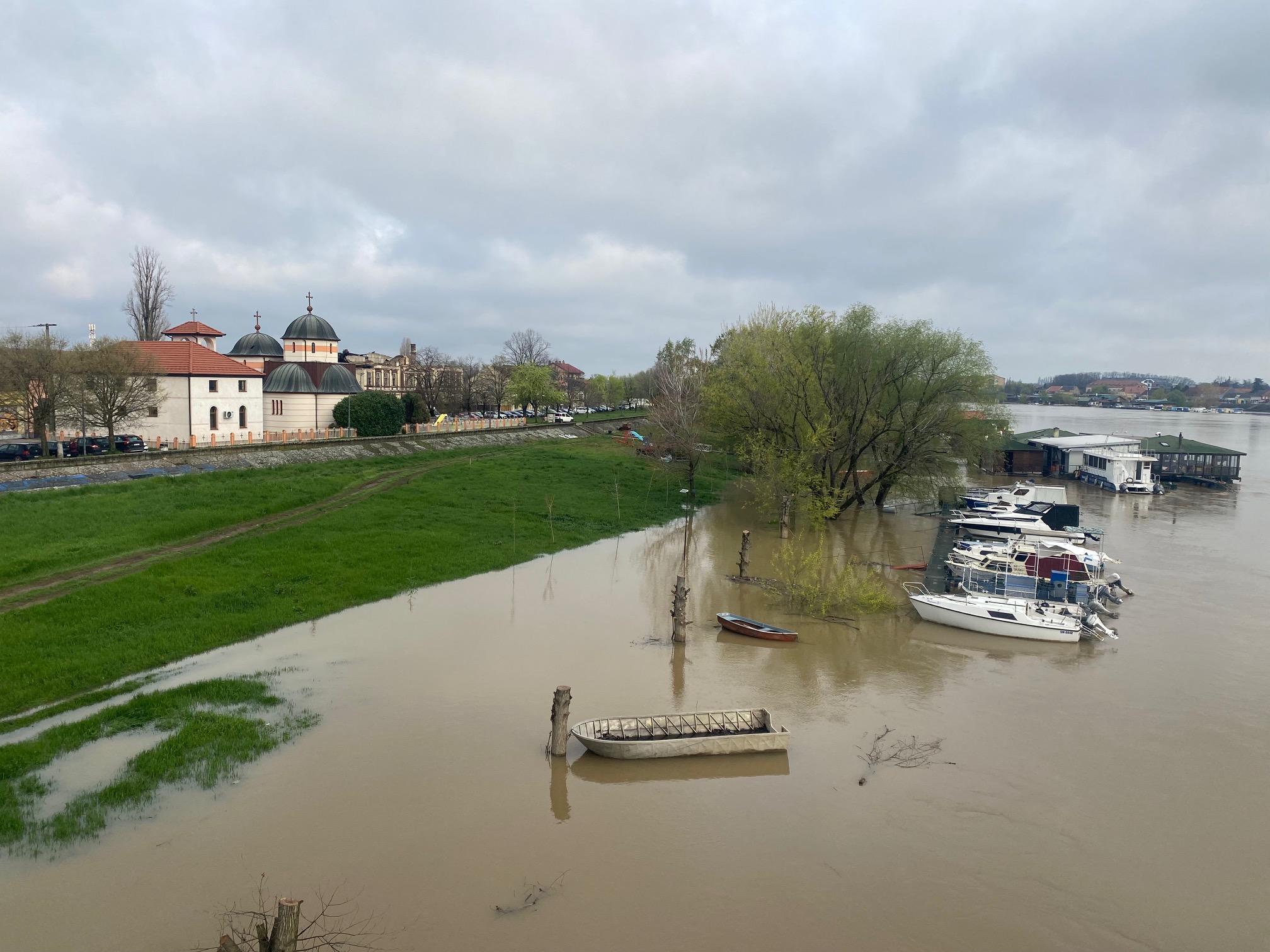 U porastu vodostaj reke Save kod Sremske Mitrovice - Sremske Novine